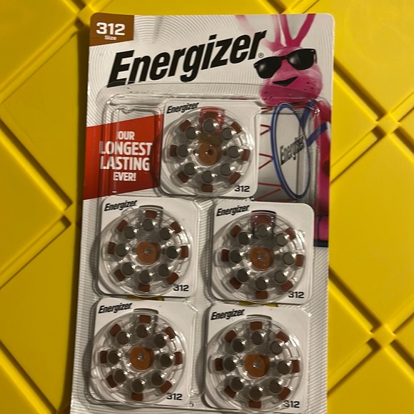 energizer | Other | Energizer Batteries 32 Size 4 Batteries | Poshmark